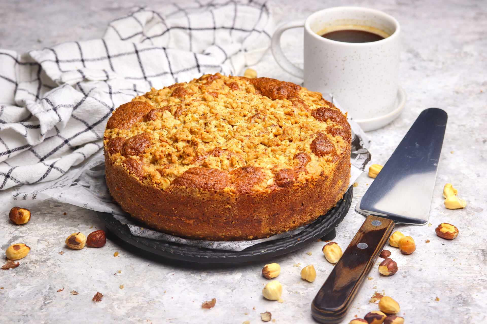 Coffee & Hazelnut Coffee Cake – Hanna's Corner
